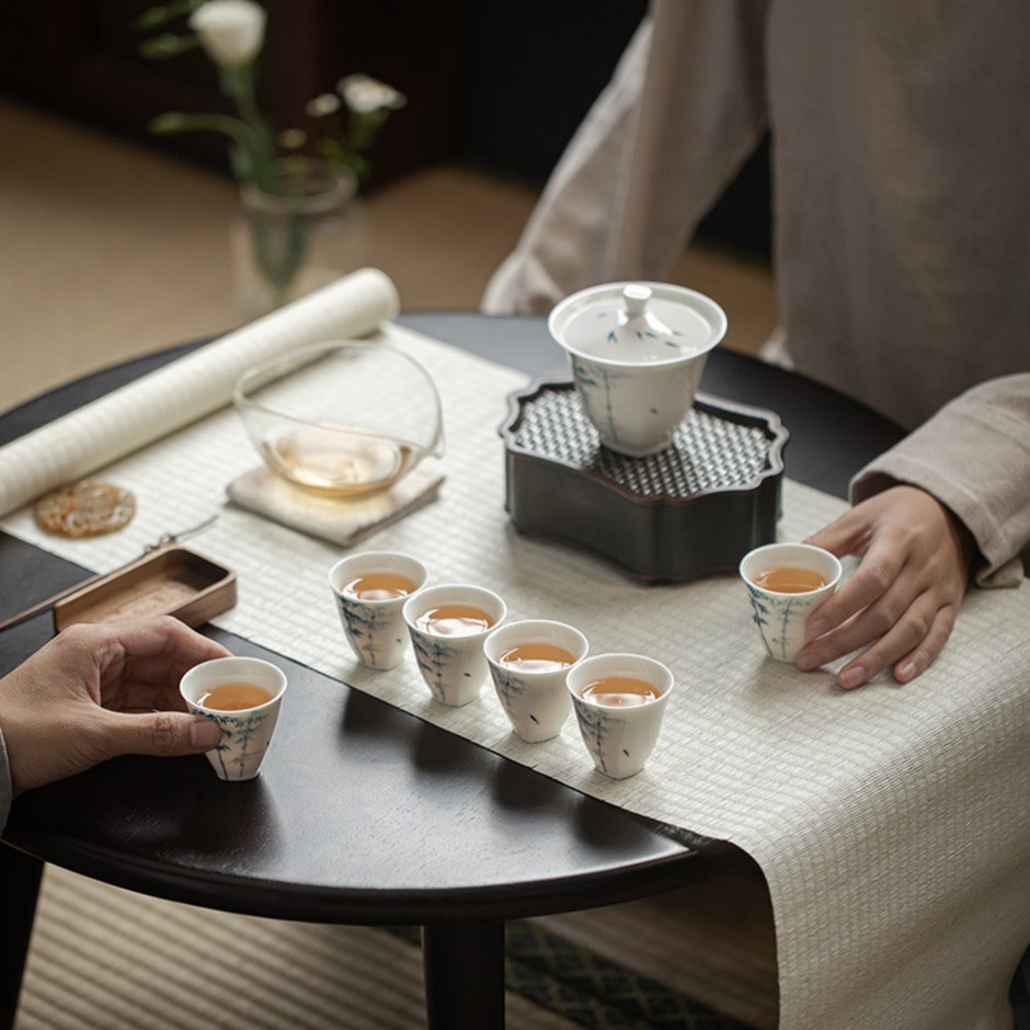 Qing Hua Porcelain – Tang Heritage