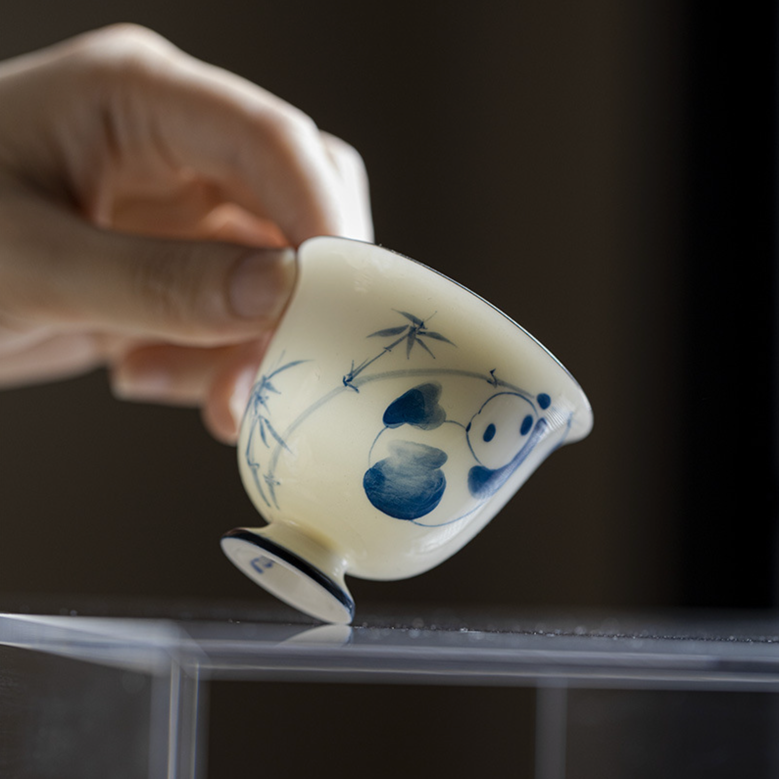 Qing Hua Panda Blue & White Porcelain High-Foot Tea Cup – Tang Heritage